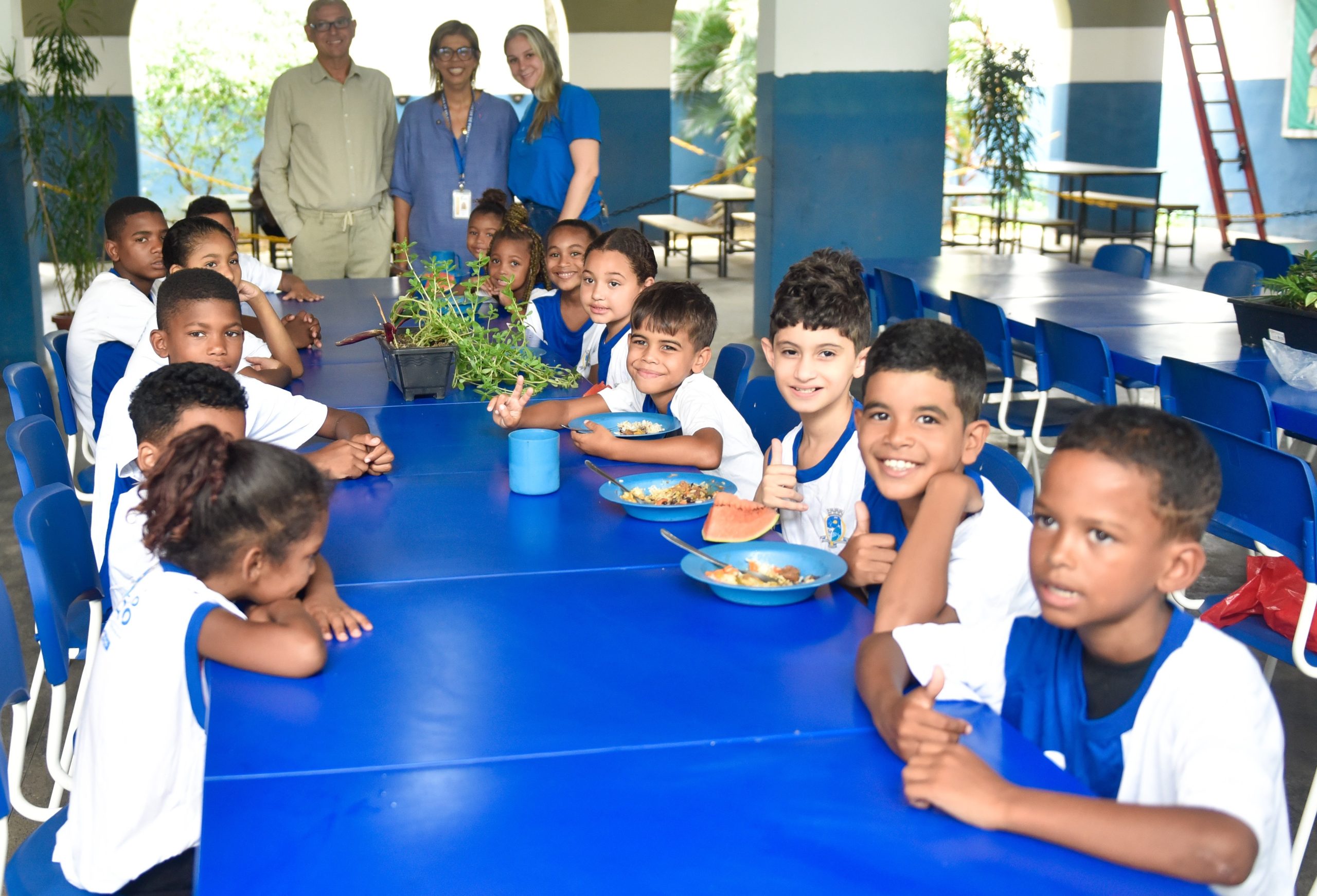 Belford Roxo inicia o Programa ‘Merenda nas Férias’ - Jornal de Hoje